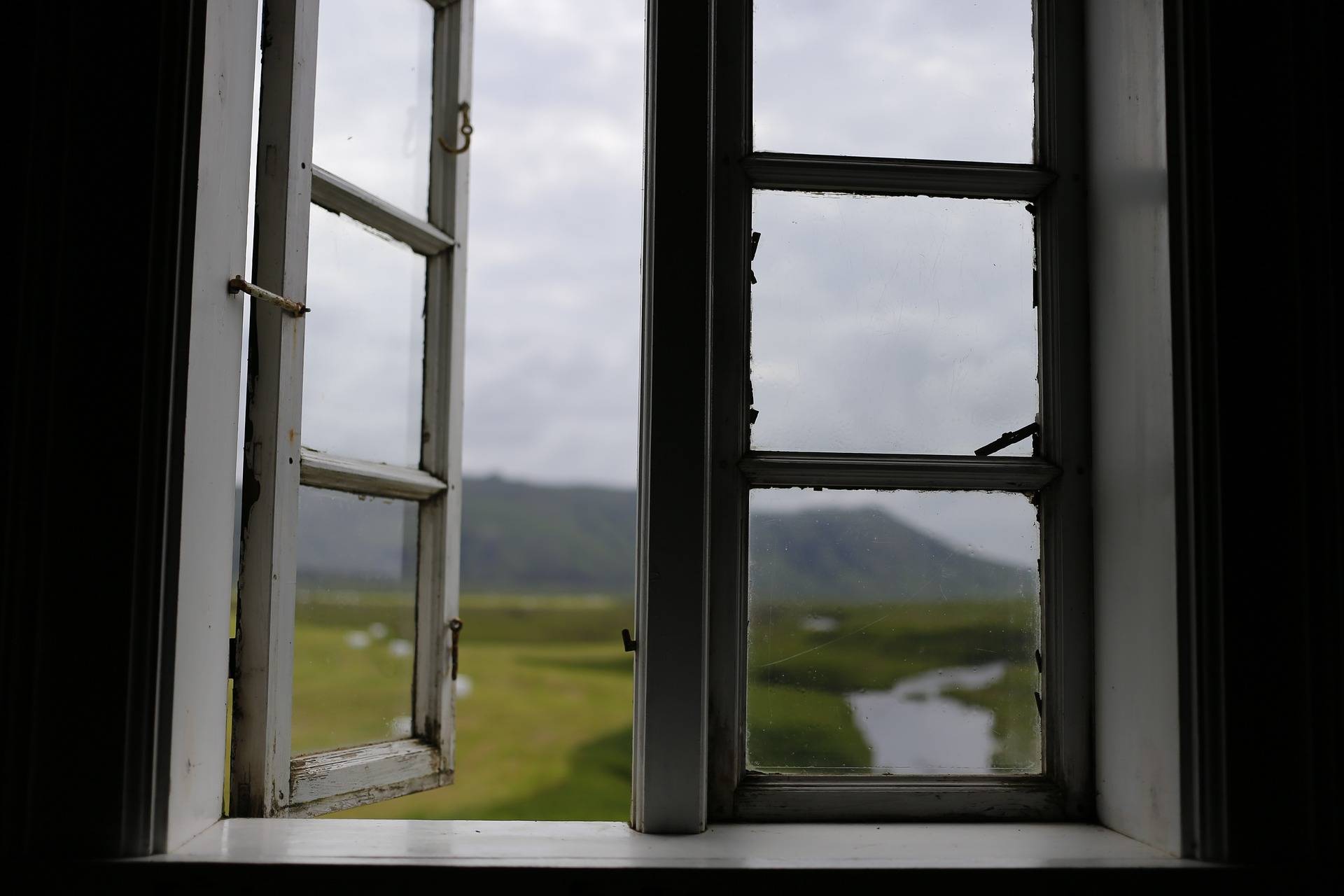 Sharing the Treasure: Open Windows - Christar